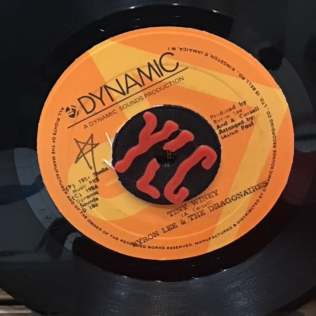 Byron Lee And The Dragonaires – Tiny Winey – YLC-RECORDS